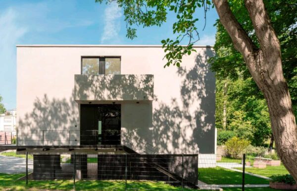 Anchored by fabi architekten bda – Home Stratosphere