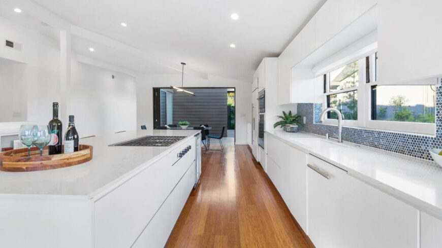 San Pedro Modern by Paravant Architects