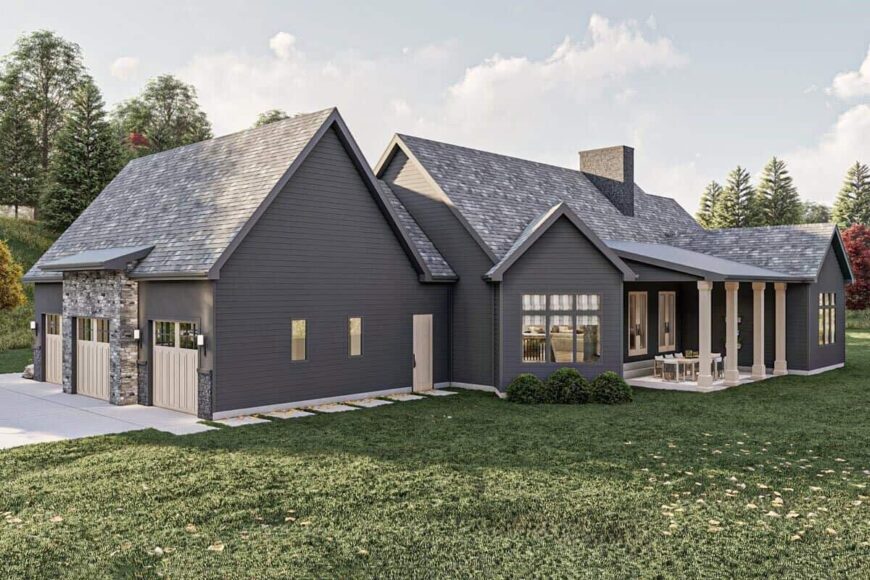 Tour This Amazing 5 Bedroom Home with Courtyard and Basement – 2,554 Sq ...