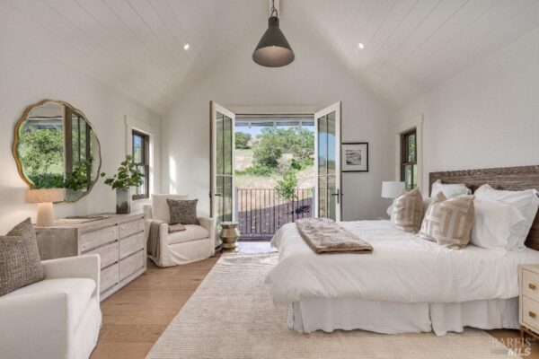 1355 Loma Vista Drive in Napa, CA ($11,000,000) – Home Stratosphere