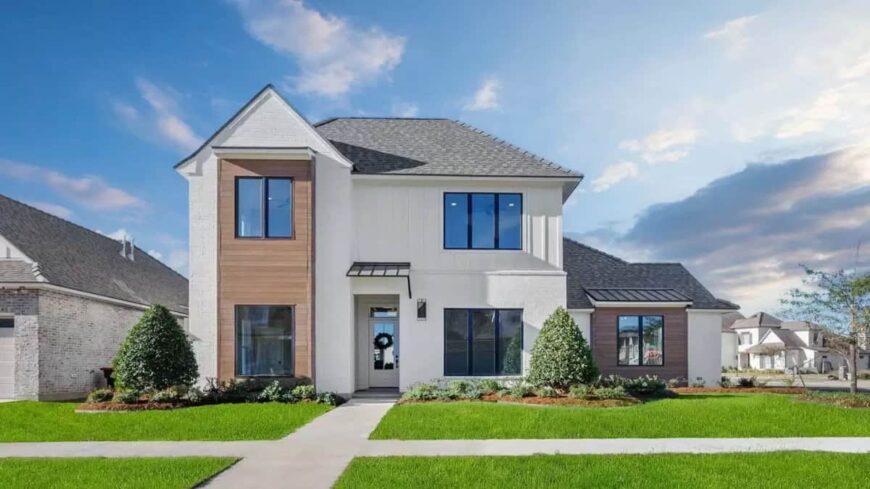 Single-Story 4-Bedroom Hill Country Home with 3-Bay Garage (Floor Plan)