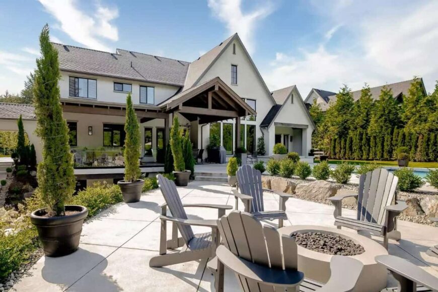 Summerland 6-Bedroom Two-Story European Home with Balcony and Multiple ...