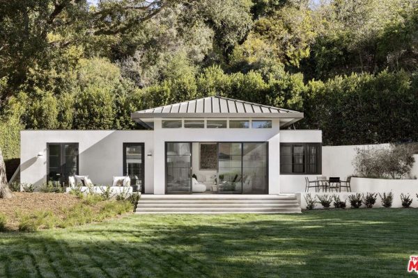 5,638 Sq. Ft. Property in Los Angeles, CA ($11,750,000) – Home Stratosphere