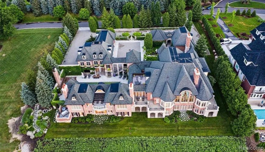 Rye Waterfront Mansion on an Historic Private Peninsula