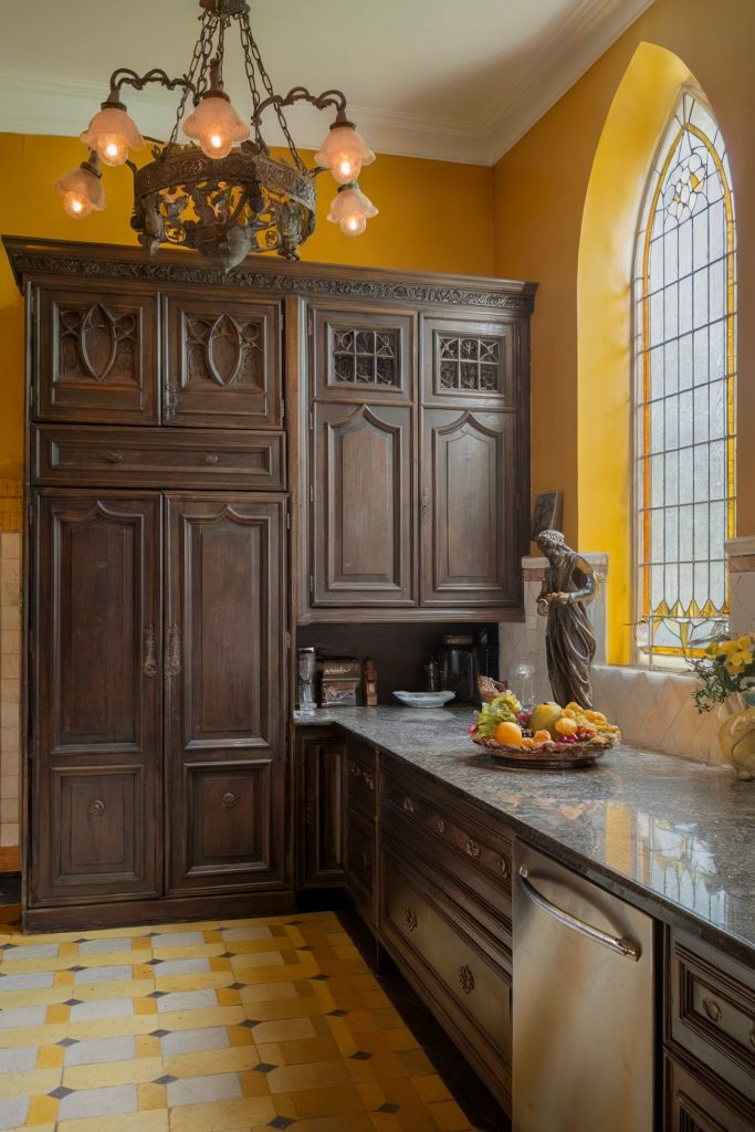 Transform Your Space with 22 Elegant Goth Kitchen Ideas – Home Stratosphere