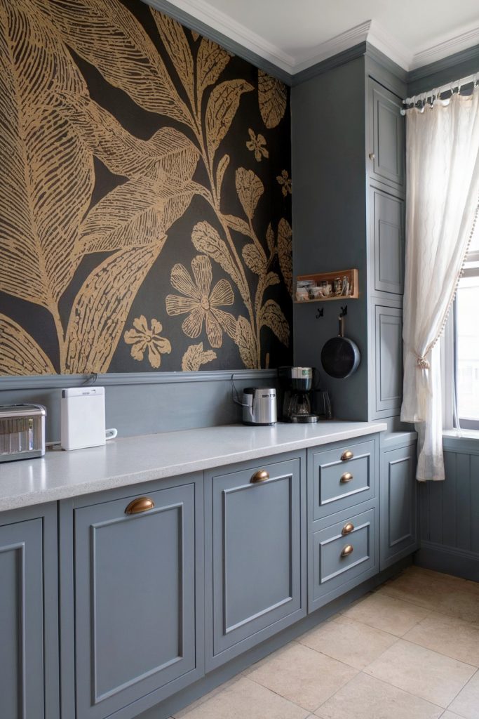 23 Kitchen Wallpaper Ideas to Add Personality and Character to Your ...