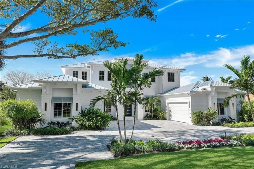 What is a Mansion? How Much Square Footage to be a Mansion?