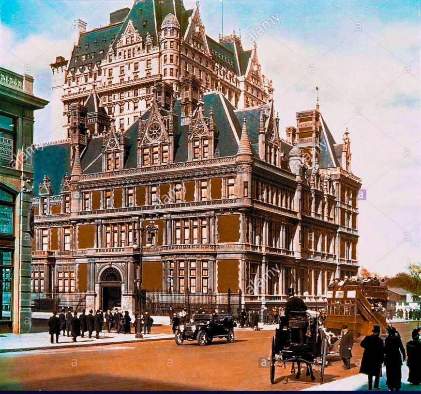 14 of the Grandest Mansions Built by Vanderbilt Family Members Over the ...