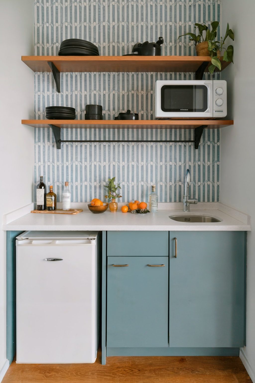 13 Small Kitchen Ideas That Make the Most of Every Inch – Home Stratosphere