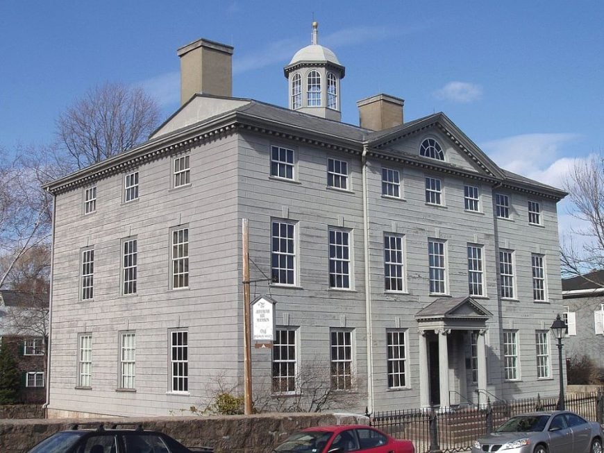 15 Magnificent Historic Mansions in Massachusetts