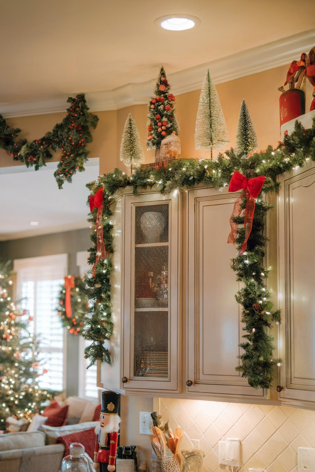 Give Your Kitchen Cabinets a Holiday Makeover with These 14 Creative ...