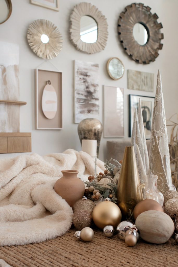 Neutral but Not Boring: 15 Decor Ideas for a Subtle Holiday Touch ...