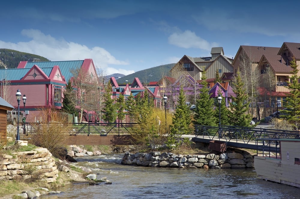 25 of the Best Small Towns that Enjoy All 4 Seasons – Home Stratosphere