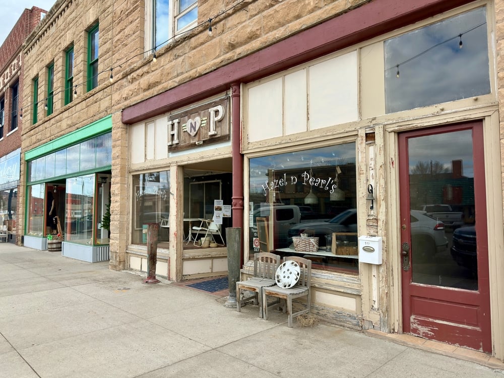 20 of the Best Towns for Natural Hot Springs Across the USA