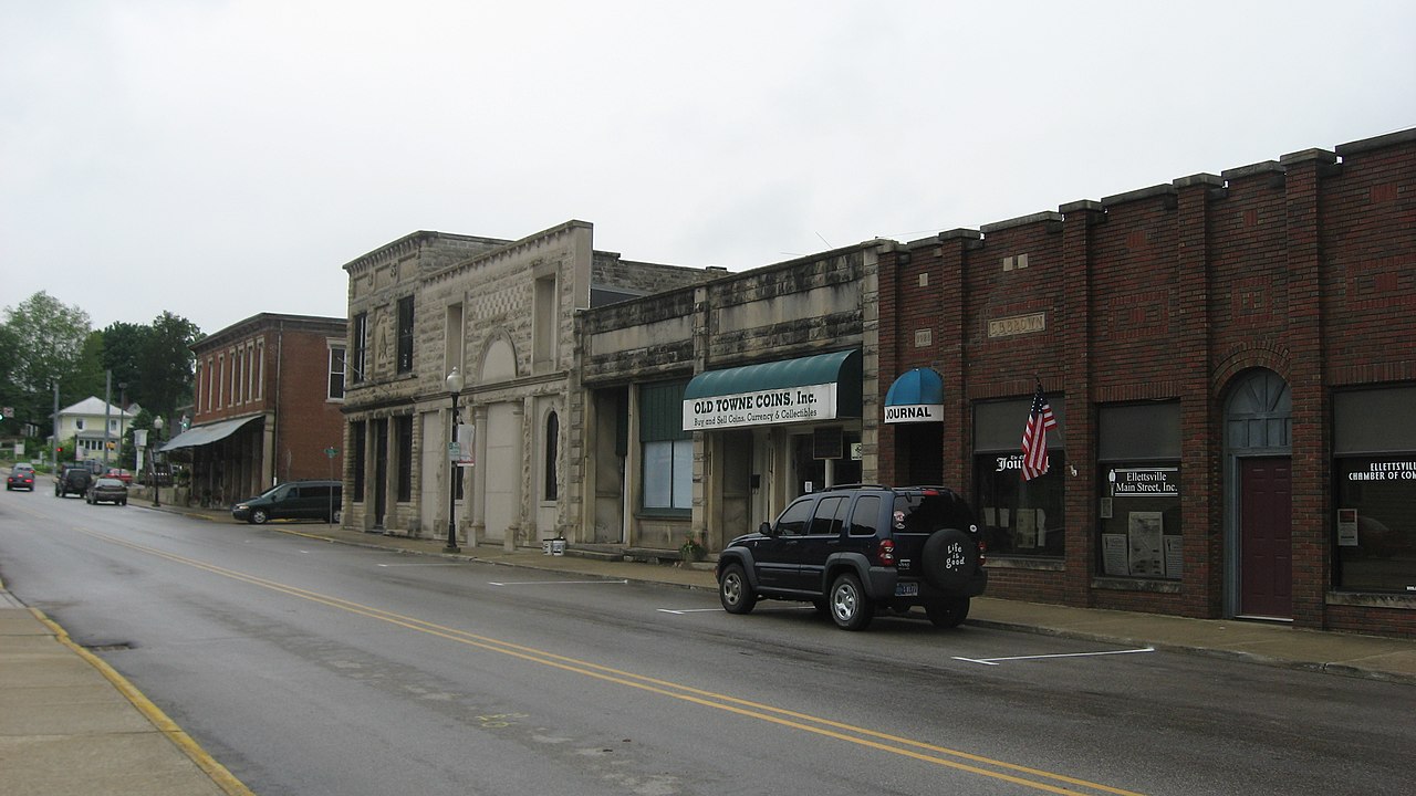 15 of the Best Small Towns in Indiana’s Limestone Country with Unique ...
