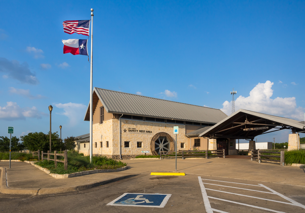 20 of the Best Small Towns in Texas’s Bluebonnet Country Where ...