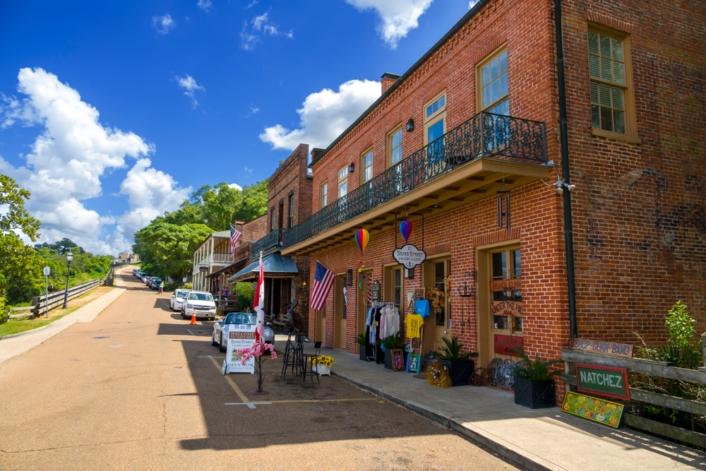 16 of the Most Fascinating Towns in Mississippi Celebrated for their ...