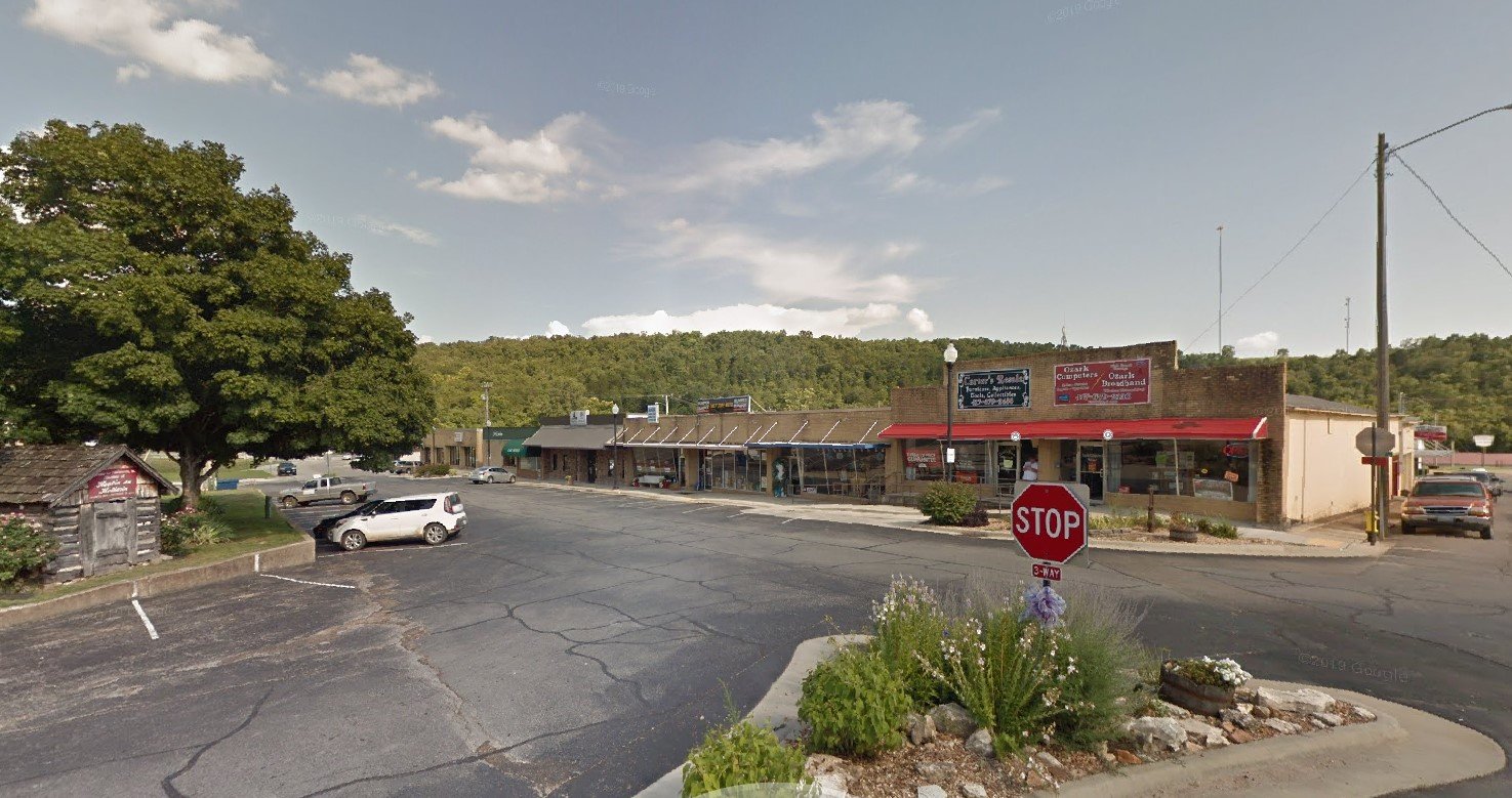 17 Small Towns in Missouri's Ozarks with Big Personalities and Plenty ...