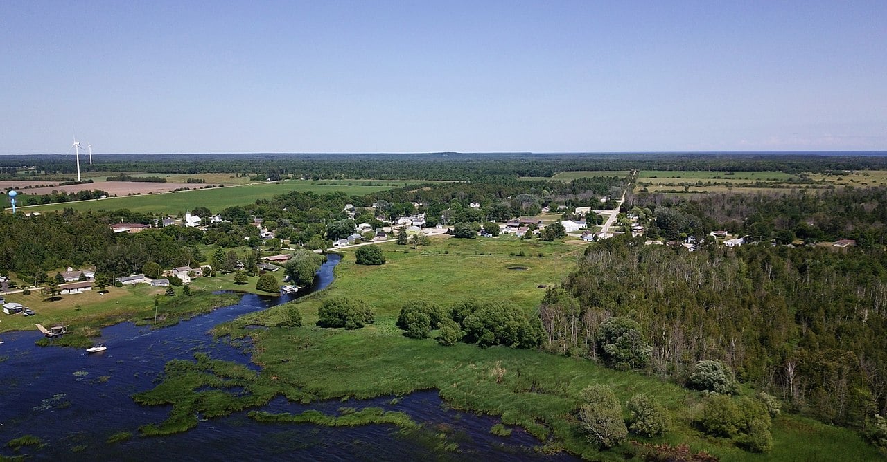 10 Secluded Towns in Michigan’s Upper Peninsula Perfect for Homebuyers ...
