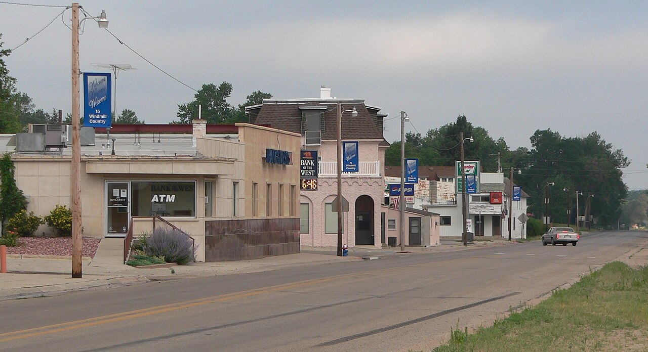10 Secluded Towns in the Interior High Plains Tucked Among the ...