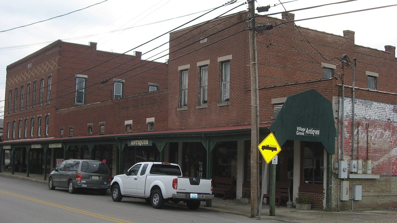 17 of the Most Charming Small Towns in Kentucky’s Cave Country – Home ...