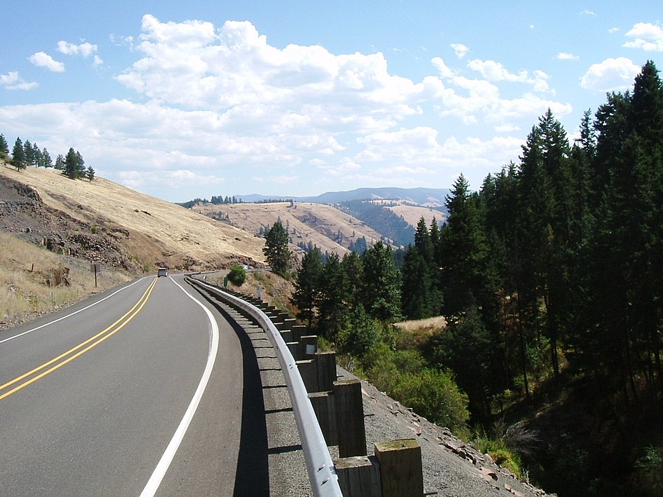 10 Secluded Towns in Oregon’s Wallowa Valley at the Gates of Hells ...