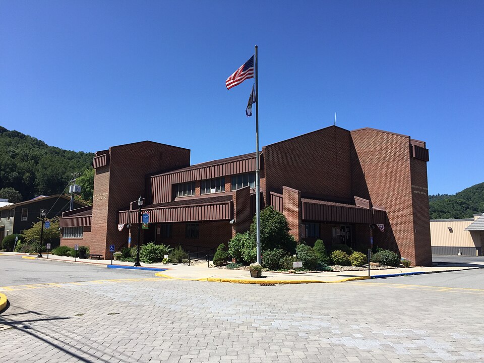 10 Secluded Towns in the Heart of West Virginia’s Allegheny Plateau ...