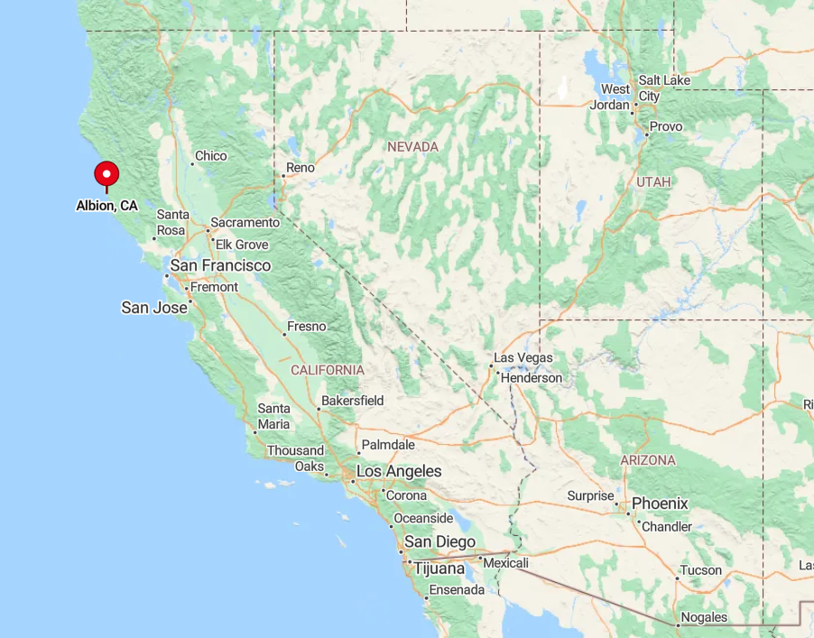 10 Secluded Towns Along California's Mendocino Coast Waiting to Be Explored