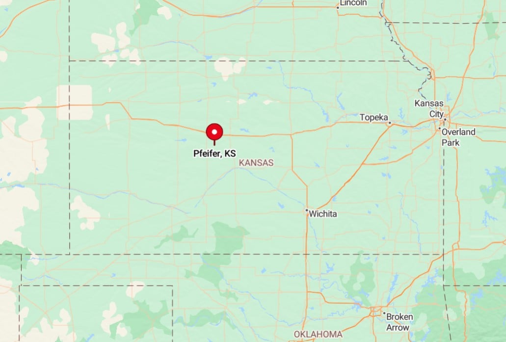 19 of the Most Charming Stained Glass Towns in Kansas that Provide ...