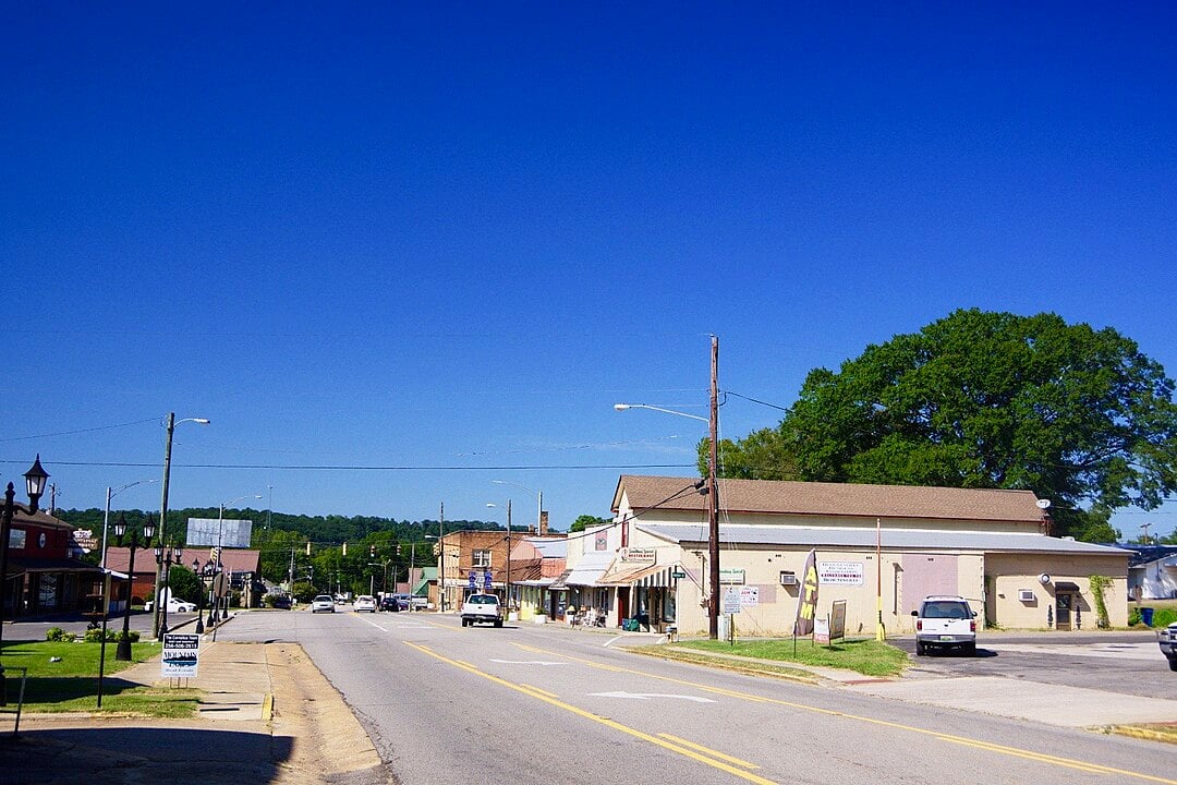 16 of the Best Small Towns in Alabama's Appalachian Region that Embrace ...