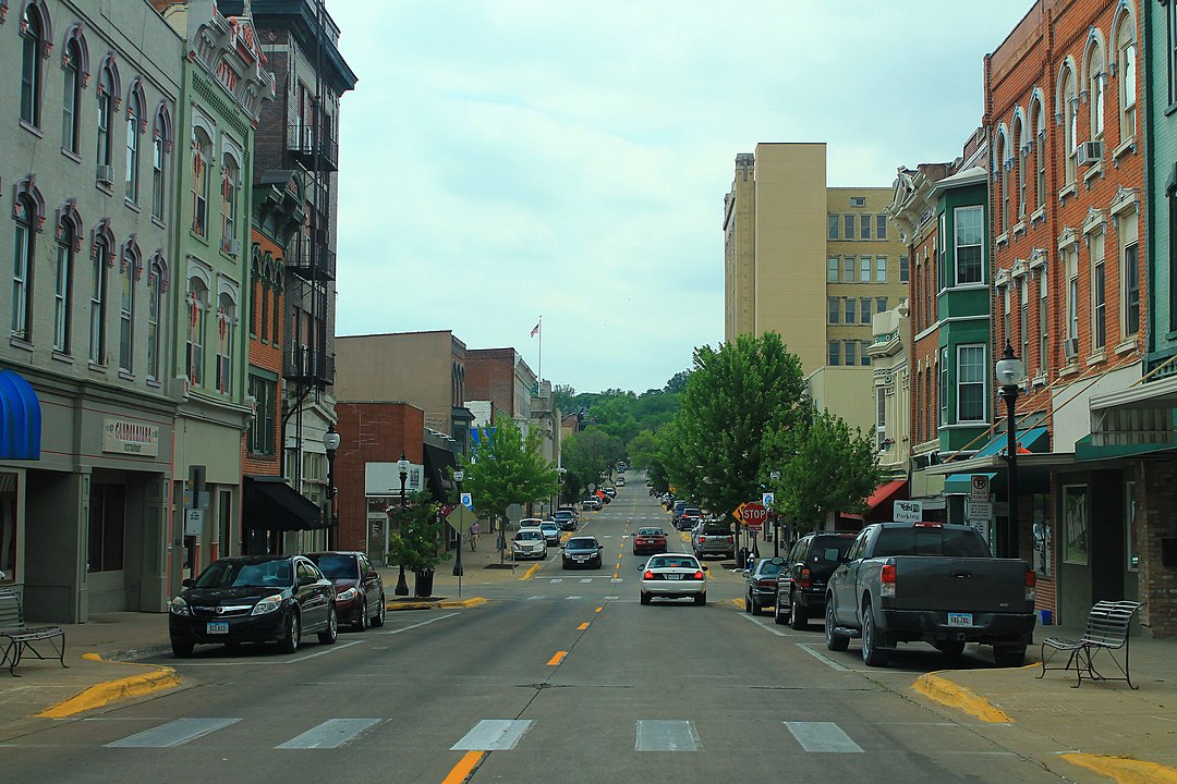 19 Fascinating River Towns Preserve Their Mussel Memories in Iowa’s ...