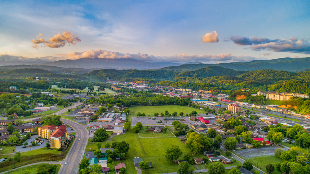 18 Small American Towns Tempered By Tradition with Working Blacksmith ...
