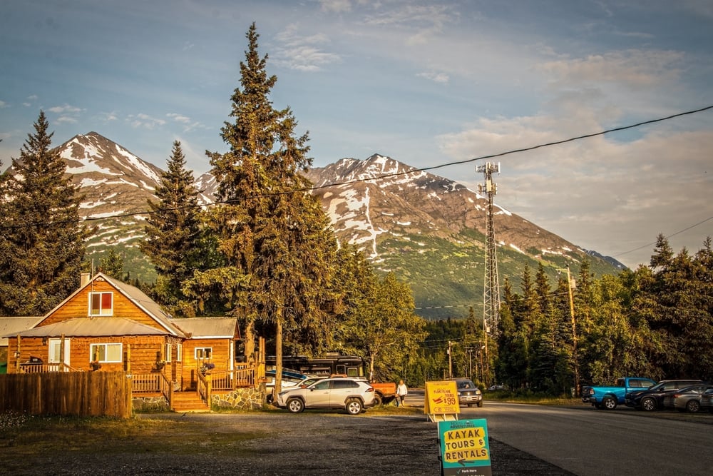 10 Secluded Towns in Alaska’s Kenai River Region Provide Perfect ...