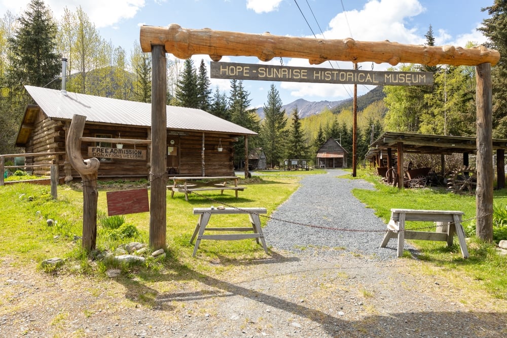10 Secluded Neighborhoods Provide the Perfect Escape in Alaska – Home ...