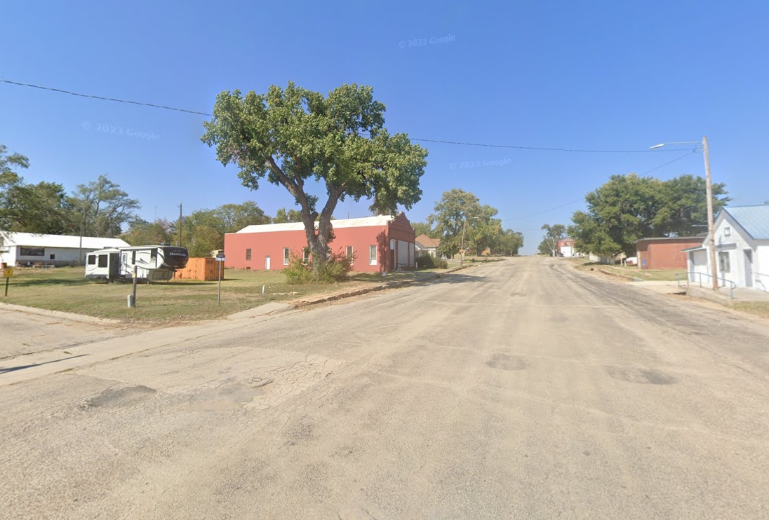 10 Secluded Neighborhoods in Kansas Off the Grid in the Sunflower State ...
