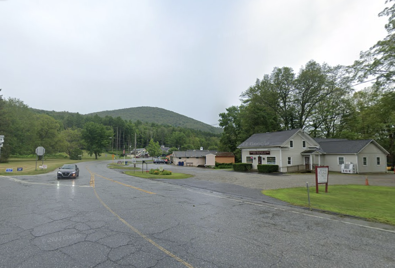 10 Secluded Neighborhoods in Connecticut Provide the Ultimate Retreat ...