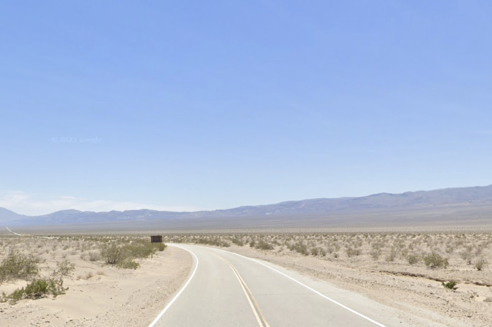 10 Secluded Towns Scattered Through the Quiet Desert Landscape of ...