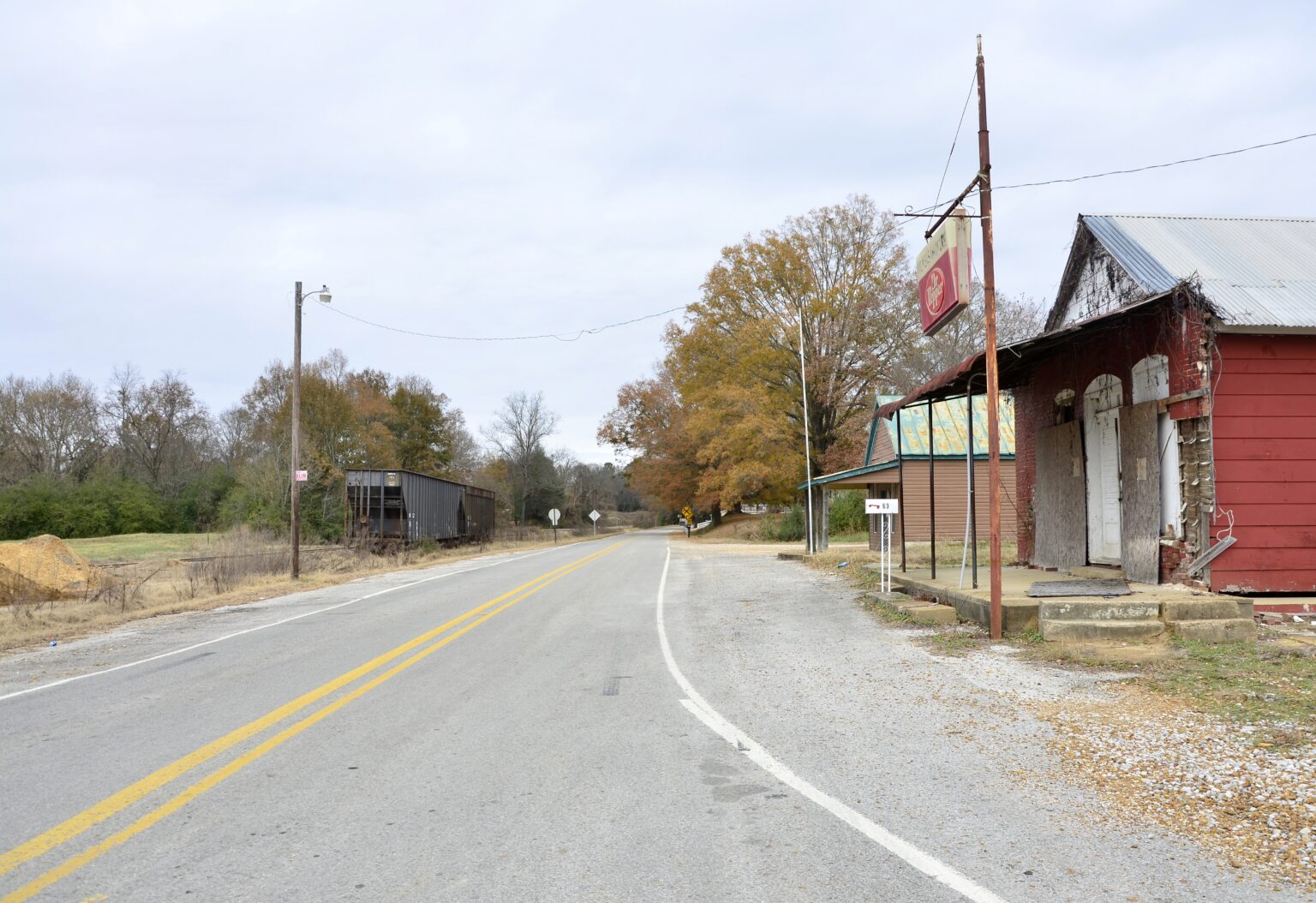10 Secluded Towns that Weave Through Mississippi’s Holly Springs Forest ...
