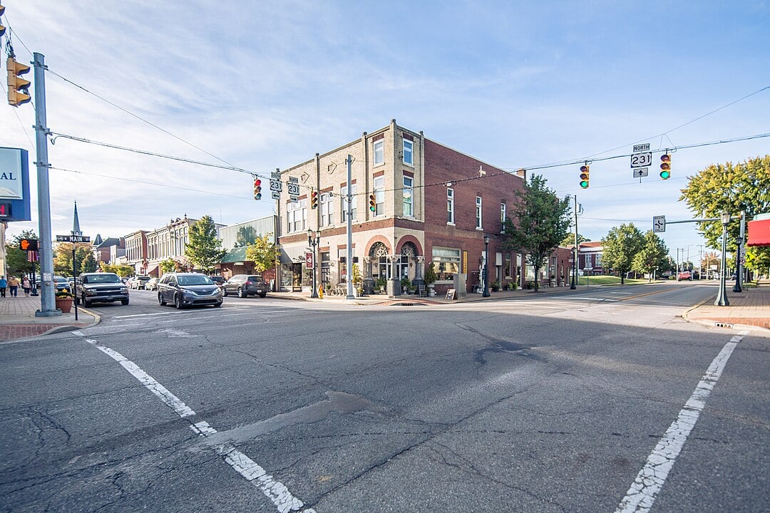 16 Small Midwestern Towns Made Famous on the Big Screen as Treasured ...