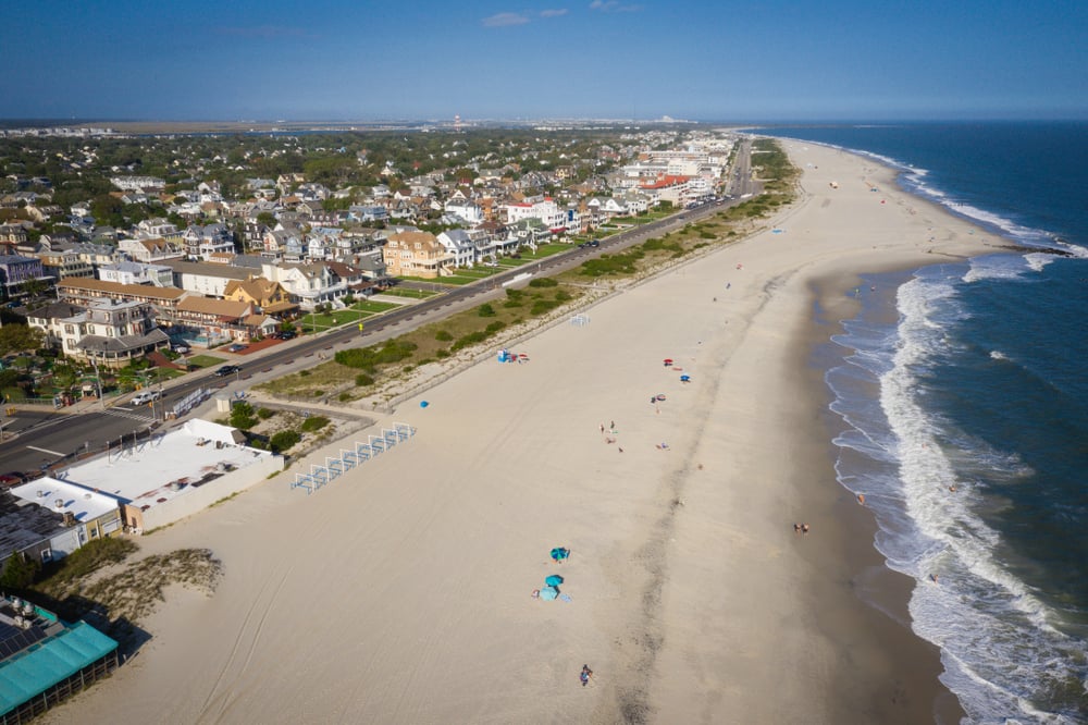 16 Small American Towns Where Charming Victorian-Era Architecture Still ...