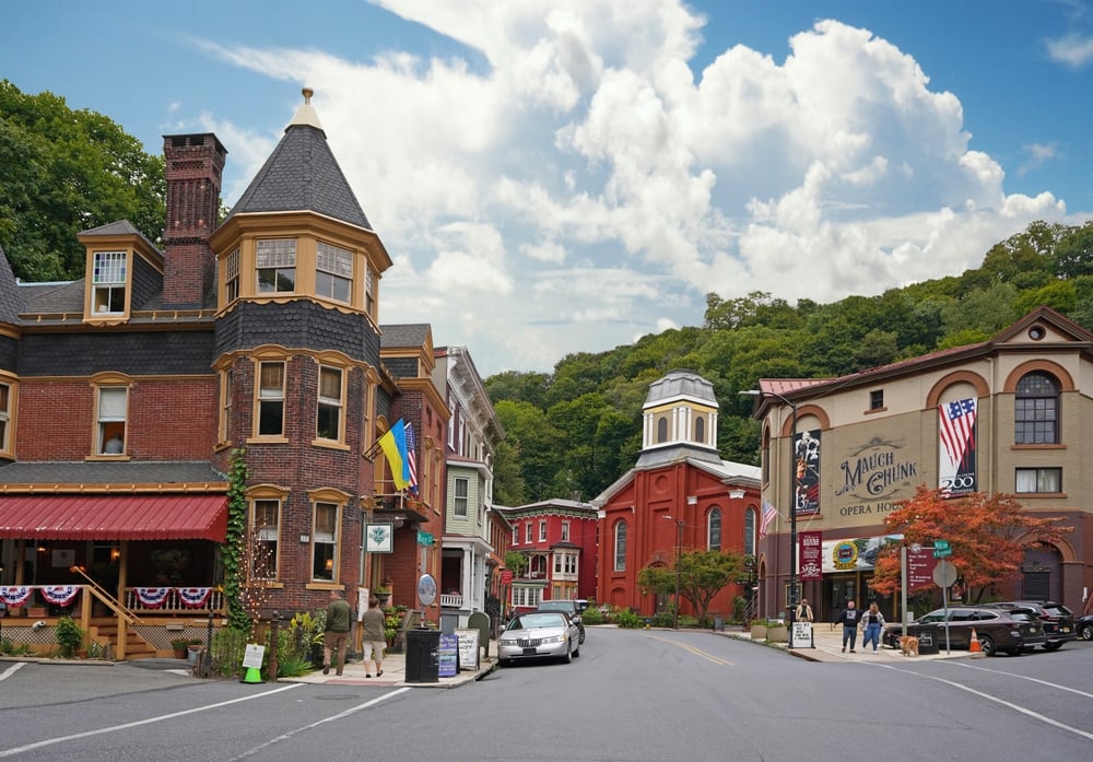 16 Small American Towns Where Charming Victorian-Era Architecture Still ...