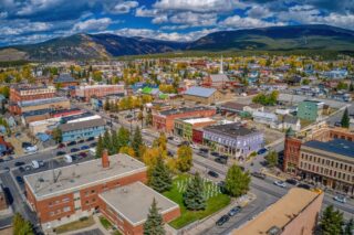 16 Small American Towns Where Charming Victorian-Era Architecture Still ...