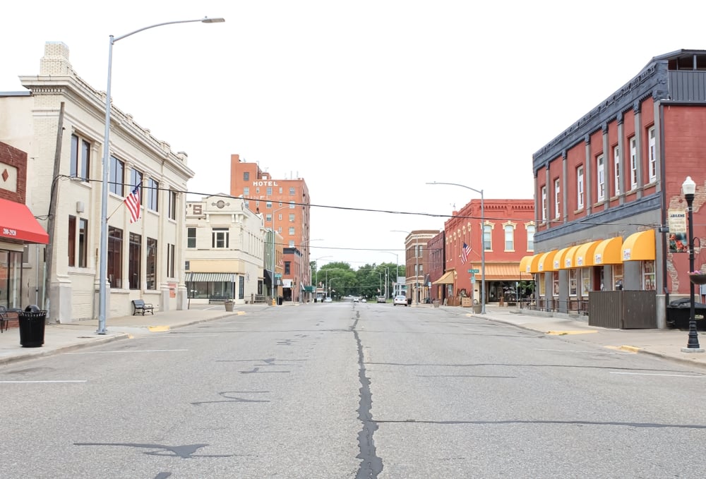 16 Small American Towns Where Charming Victorian-Era Architecture Still ...