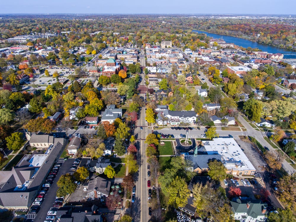 16 Small Midwestern Towns Made Famous on the Big Screen as Treasured ...