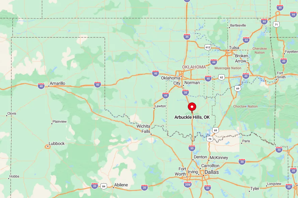 10 Secluded Neighborhoods Share a Reverence for the Land in the Folded ...