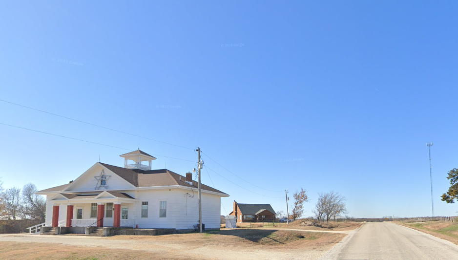 10 Secluded Neighborhoods Scattered Throughout Kansas’ Flint Hills ...