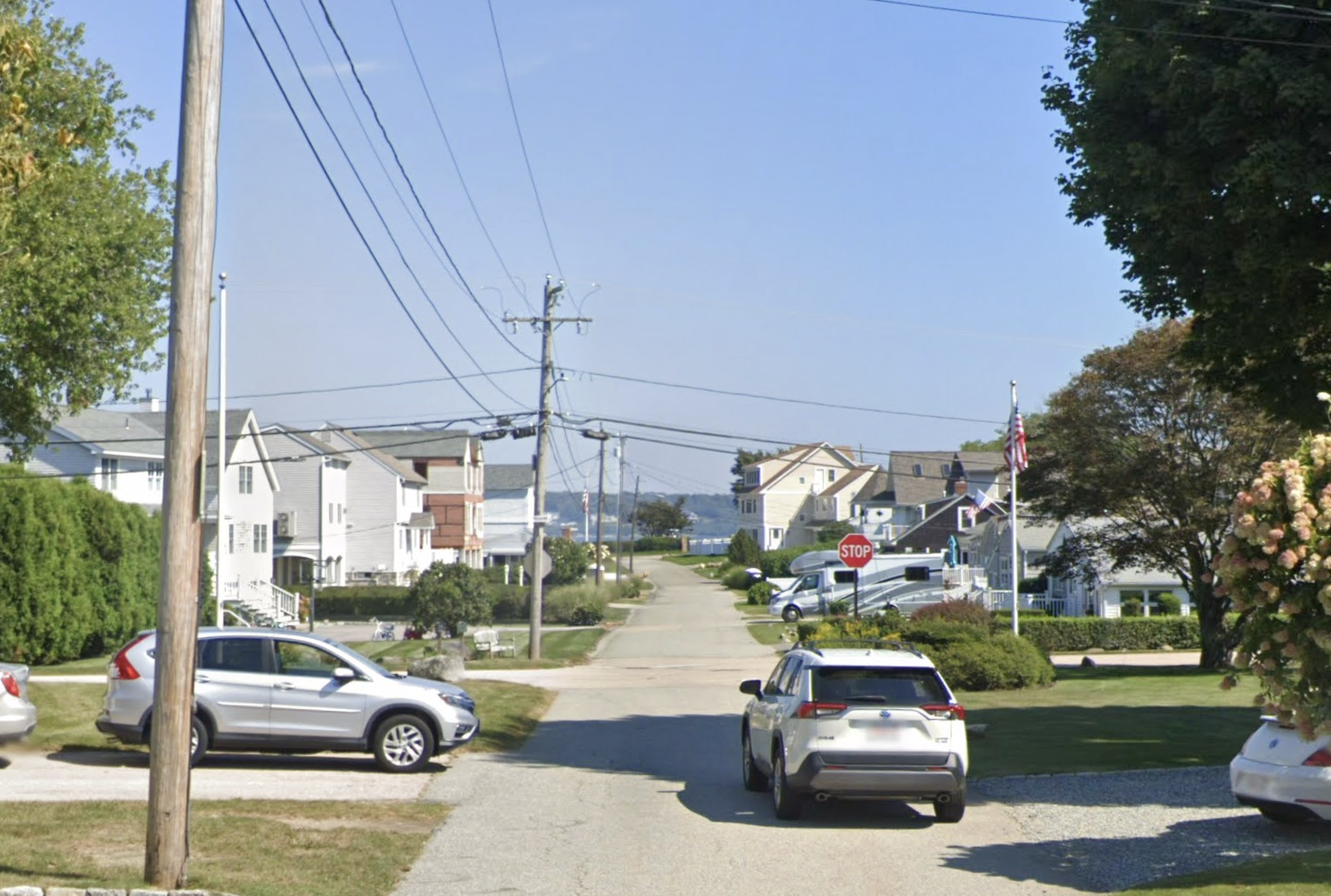 10 Secluded Neighborhoods Set Close to the Water in Rhode Island’s ...