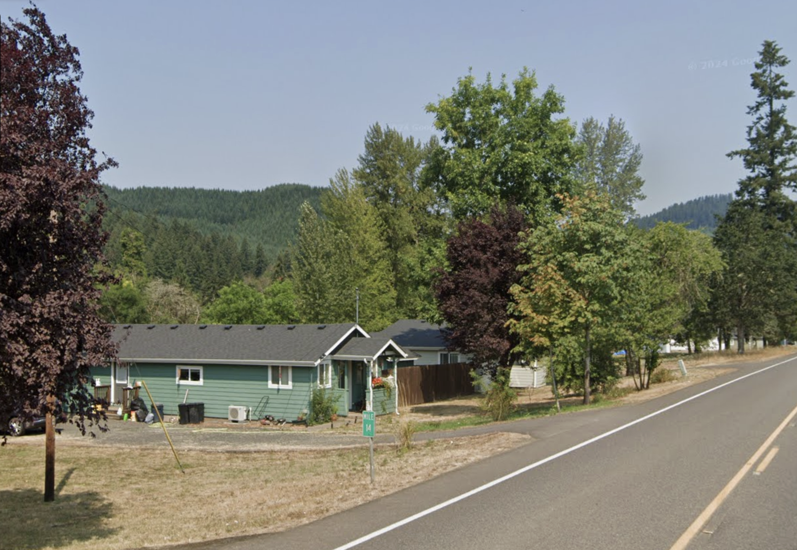 15 Scenic Small Towns in Oregon’s Cascades Where Chasing Waterfalls is ...