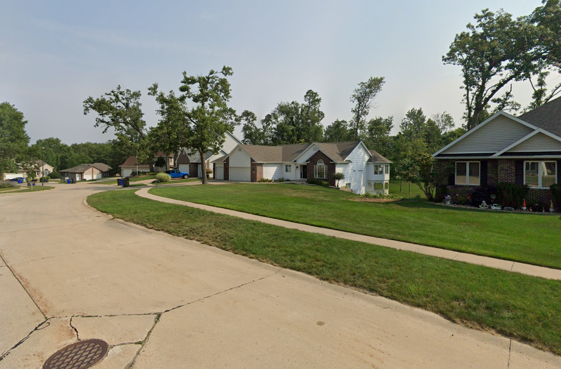 10 Secluded Neighborhoods in Iowa’s River Valleys Carve Out Their Own ...