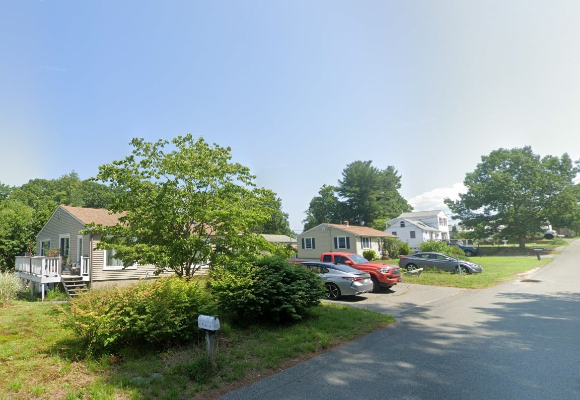 10 Secluded Towns Nestled in the Forests of Southern Massachusetts